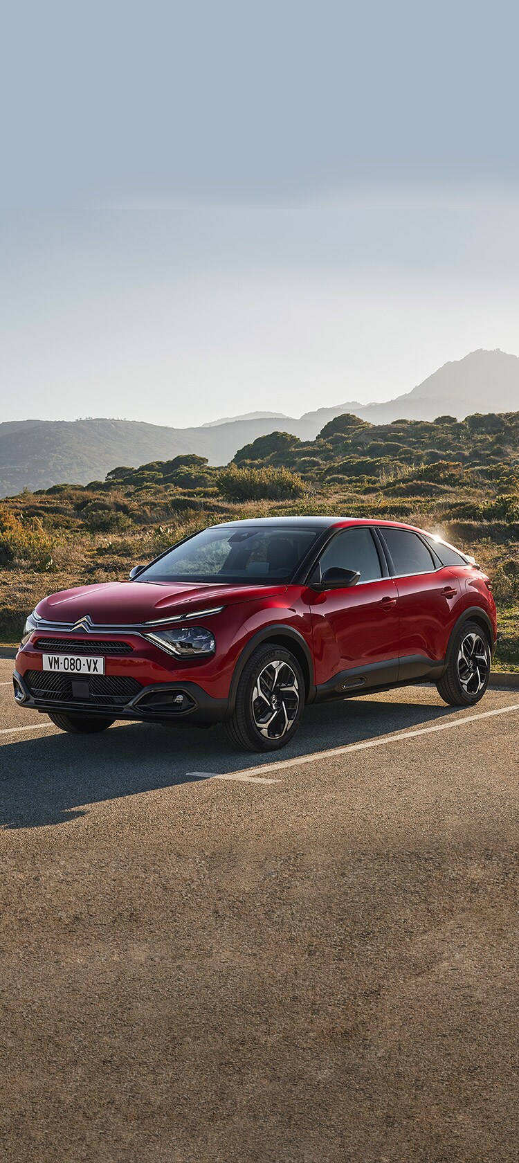 Citroën C4 in ë-C4 | Prenovljena kompaktna limuzina